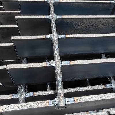Cina Griglia per pavimenti in acciaio con saldatura a pressione della macchina in vendita