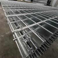 China Hot Dip Galvanized Steel Grating 40mm Bearing Bar Pitch Heavy Duty Industrial Flooring for sale