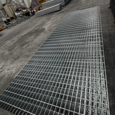 China Technologie voor het verwerken van nutsmodellen Zilveren rooster met warm gegalvaniseerd oppervlak Te koop