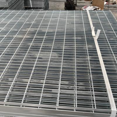 China Technologie voor het verwerken van nutsmodellen Zilveren rooster met warm gegalvaniseerd oppervlak Te koop