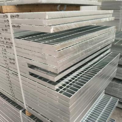 China Dekorative Stahlgitter für Gärten und Außenräume: Stil und Funktionalität zu verkaufen