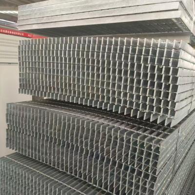 China Uitgebreide stalen roosters: lichtgewicht, kosteneffectief en veelzijdig Te koop