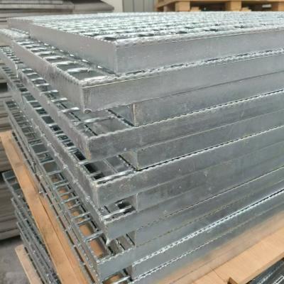 China Pressure Welding Type Decorative Steel Grating with Twisted Square Steel Designation for sale
