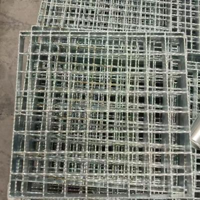 China Rejas de acero resistentes a la oxidación: ideales para el exterior y ambientes hostiles en venta