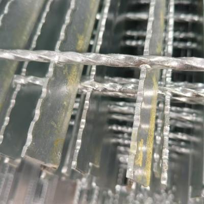 China 300 mm Stahlgitter für schwere Nutzlast C250 zu verkaufen