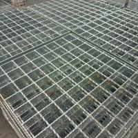 China Sound-Insulating Steel Grating 32x5mm Heavy Duty Anti-Slip Grating 30mm Pitch for sale
