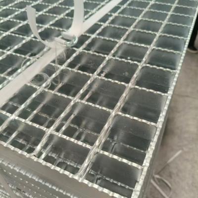 중국 파우더 코팅 된 철 격자, 여러 가지 색상 옵션으로 유행 판매용