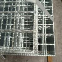 China Steel Grating Heavy Duty 32x5mm Bearing Bar Pitch 30mm 40mm 50mm YB/T4001-2007 for sale