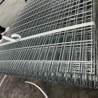 中国 1000x1000mm産業用鉄格子 30mmベアリングバー間隔とフラットバータイプ 販売のため