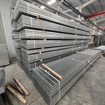 중국 산업용 강철 Grating 3mm Cross Bar YB/T4001.1-2007 뜨거운 진열 은 표면 판매용