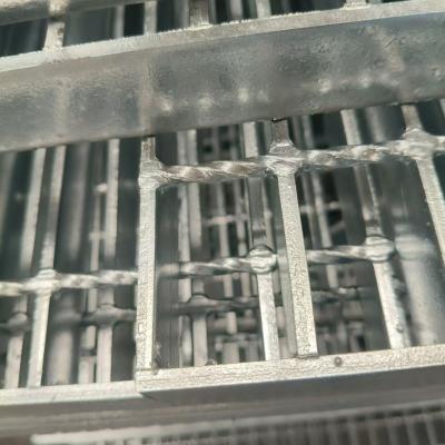 China Strong Load Stable Structure Steel Grating In Shopping Malls for sale