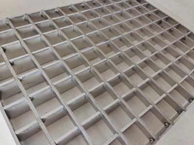 China 30mm Bearing aluminum open bar grating Open Mesh Corrosion Resistant For Industry 900x3000mm for sale