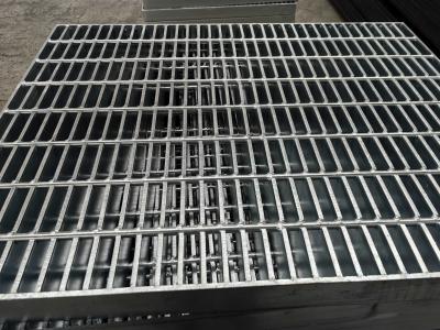 중국 현대 은 3mm 가로 막대기 피치 산업 용접 스틸 그레이팅 뜨겁게 젤리화 부드러운 표면 판매용