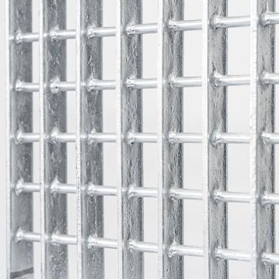 China Rejilla antirruda de acero inoxidable en 1000x1000mm Tamaño para aplicaciones de trabajo pesado en venta