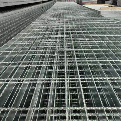 중국 32*5 커스터마이징 할 수 있는 베어링 바 간격과 함께 일반적인 톱니 치아 철 격자 판매용