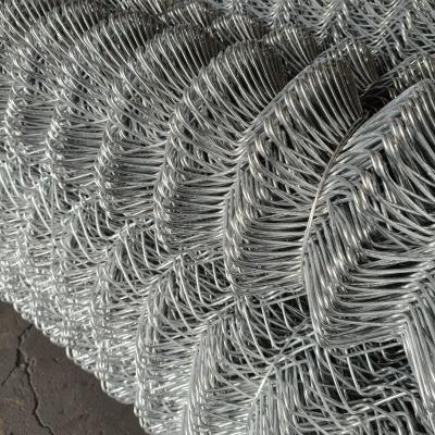 China Powder Coated Chain Link Fence For Varying Widths And Coating Customization for sale