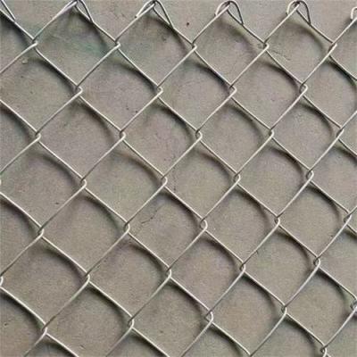 China Varies Chain Link Fencing Ultimate Combination Of High Strength And High Flexibilitymetal mesh fencechain link wire mesh fence for sale