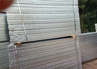 China A plataforma Ss304 mergulhada quente serrilhou a raspagem de aço galvanizada à venda