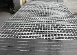 Chine La grille en acier industrielle de la plate-forme 30mmx100mm a galvanisé à vendre
