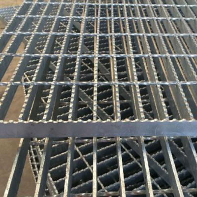 China O anti deslizamento W325A/1 que solda carregando a barra serrilhou o metal que raspa para a plataforma da passagem à venda