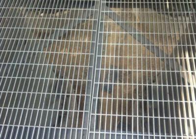 Chine Hot Dip Galvanized Industrial Steel Grating Serrated Bar Walkway Platform Webforge à vendre