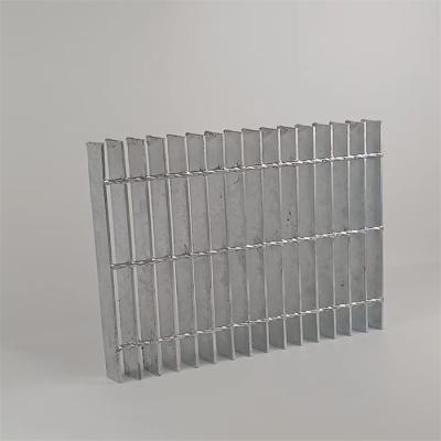 Chine Open End Industrial Steel Grating Anti Corrosion For Oil Platform à vendre