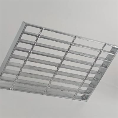 Chine Floor Catwalk Steel Grating Hot Dip Galvanized Metal Building Materials à vendre
