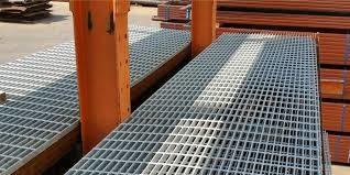 Chine Flooring Grid Plain Bar Galvanised Steel Grating For Platform à vendre
