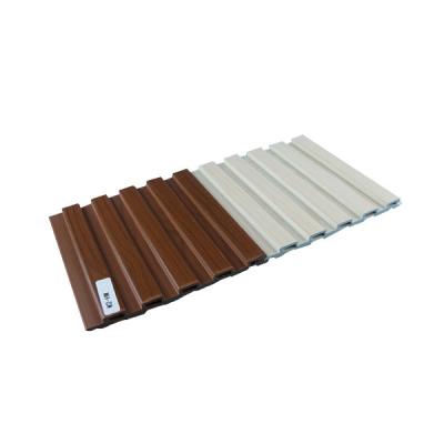 China Revestimiento de madera imputrescible Soncap de la pared del panel WPC del sitio del café en venta