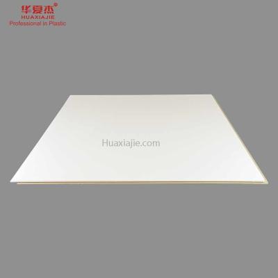 China 2800*600*9mm Wpc Wall Panel For Home Decoration 290*9mm for sale