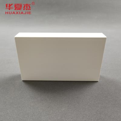 China Wood Grain Color WPC Door Frame Square Rectangle Shape White Cape Flat Casing for sale