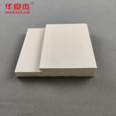 중국 실내 / 실외 사용을 위한 직사각형 모양 스크루 고정된 WPC 도어 프레임 판매용