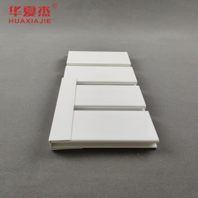 Cina Il PVC facile Slatwall dell'installazione riveste eccellente di pannelli resistente dell'umidità in vendita