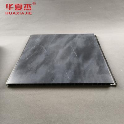 Cina Pannello di parete in PVC nero opaco e pannello di soffitto impermeabile per la decorazione in vendita