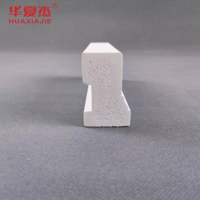 Cina Muffa decorativa del mattone dei modanature/7ft del PVC della prova dell'acqua bianca per la decorazione in vendita