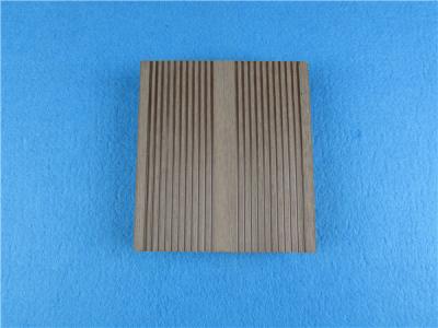 China Decking plástico de madeira do composto WPC de 2900mm com o GV quadrado do ISO da cavidade à venda