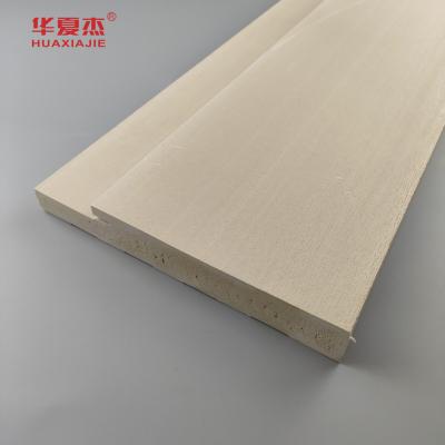 Cina Telaio porta WPC 4.22kg/m Design moderno per ambienti interni/esterni in vendita