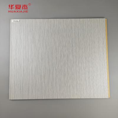 Cina Pannello murale esterno in composito legno-plastica Wpc da 600x9mm, facile da installare e a bassa manutenzione in vendita