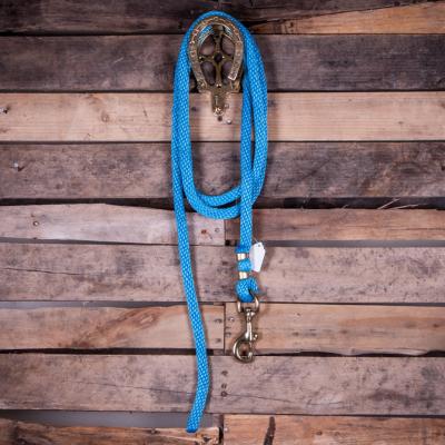Cina YILIYUAN Adjustable Nylon Braided Rope Halter Lead per cavalli da fattoria in colore personalizzato in vendita