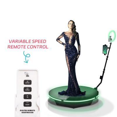 Cina 240V 360 Rotating Photo Booth For Party Wireless RGB Selfie Machine in vendita