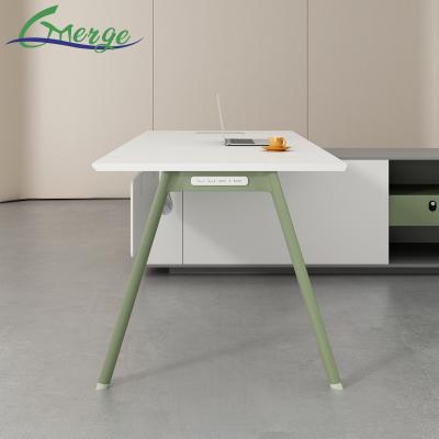 China Organize Your Workspace with Metal Open Space Office Workstation and Cable Management Features for sale