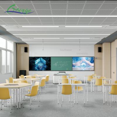 China Customized Size Uplift Standing Desk with 4 Memory Presets and Assemble Video Assistance for sale