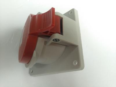 China Neiging 32 Ampère Openluchtcontactdoos, het Gewichts Industriële Contactdoos 32 Ampère 5 van 288g/PC-Speld Te koop