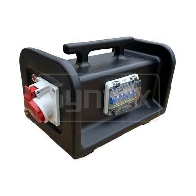 Cina Syntax MS7 Tre Fase 32A HDPE Portable Distribution Box IP67 con 6 numeri Nema Dual Sockets con stagno di messa a terra 395x260x275mm in vendita