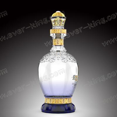 Cina Bottiglia di Crystal White Flint Custom Glass 750 ml per liquore di lusso e lo spirito in vendita