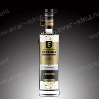 Cina 500ML Flint Glass Vodka Liquor Bottle con Cork Seal in vendita