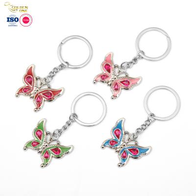 Cina Low Price Product ice skates Shoes Shape motel keychain Soft Enamel Zinc Alloy Enamel Key holder in vendita