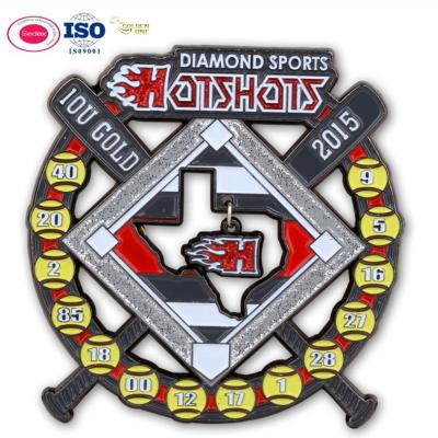 Cina Popular selling spinning 3D sandblasting  unique design soft enamel zinc  alloy metal pins in vendita