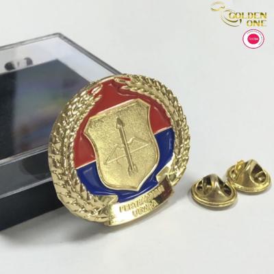 Cina U.S.A. Art Anime Custom Gold Lapel appunta il distintivo molle sveglio brillante dello smalto con la scatola in vendita