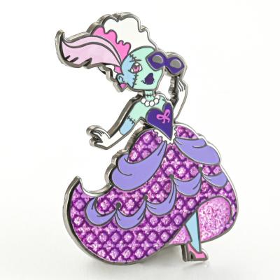Cina custom metal zinc alloy die casting lapel pins cartoon anime dog shape pin soft hard enamel custom pin badge in vendita